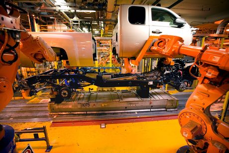 39 General motors truck assembly line Stock Pictures, Editorial Images ...
