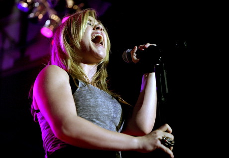 Us Superstar Kelly Clarkson Performs Boare Editorial Stock Photo ...