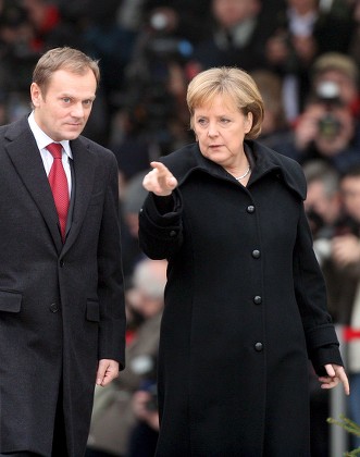 German Chancellor Angela Merkel R Welcomes Editorial Stock Photo ...
