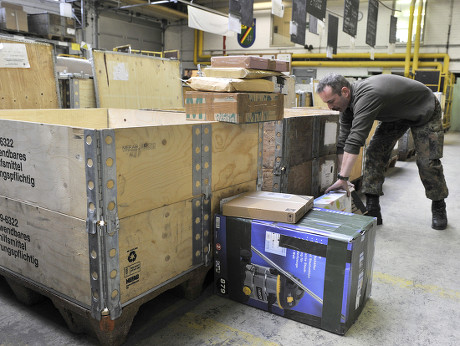 51 Army postal service Stock Pictures, Editorial Images and Stock ...