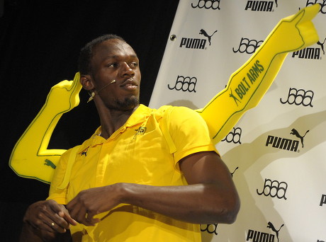 Jamaican Sprinter Usain Bolt Poses Bolt Editorial Stock Photo - Stock ...