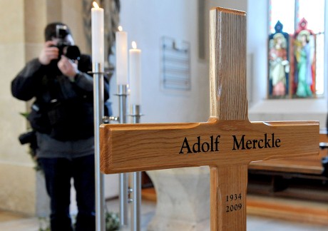 Coffin Deceased Billionaire Adolf Merckle Pictured Editorial Stock ...