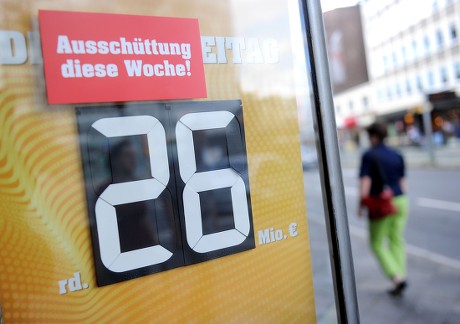 Sign Displays Numbers Current Eurojackpot Duesseldorf Editorial Stock ...