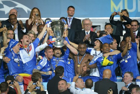 Chelsea Players Lift Trophy After Winning Editorial Stock Photo - Stock ...