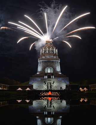 33 Firework battle Stock Pictures, Editorial Images and Stock Photos ...