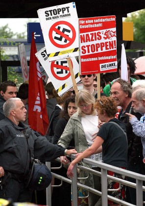 Protesters Chained Together Bicycle Locks Sit Editorial Stock Photo ...