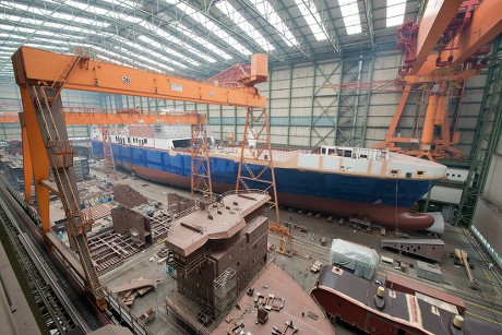 Workers Assemble Special Freighter Danish Shipping Editorial Stock ...