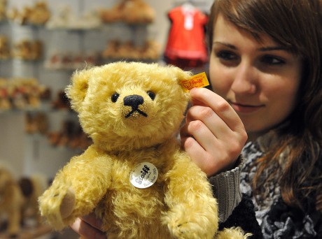 250 Steiff Stock Pictures, Editorial Images and Stock Photos | Shutterstock