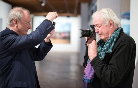 obituary - vietnam war photographer tim page Stock Photos (Exclusive ...