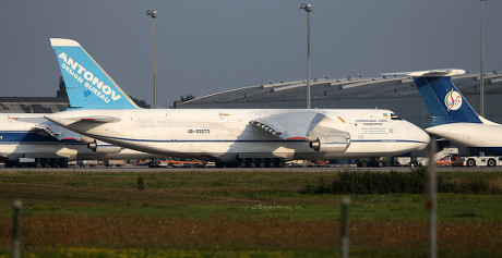 Antonov Ah124100 Aircraft Stands Airport Leipzighalle Editorial Stock ...