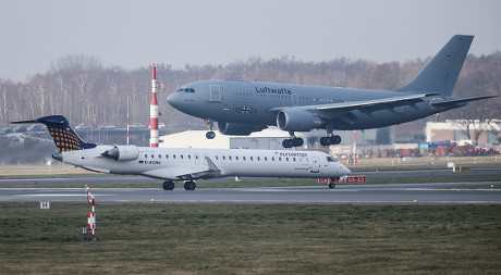 German Airforce Airbus Lands Airport Hamburg Editorial Stock Photo ...
