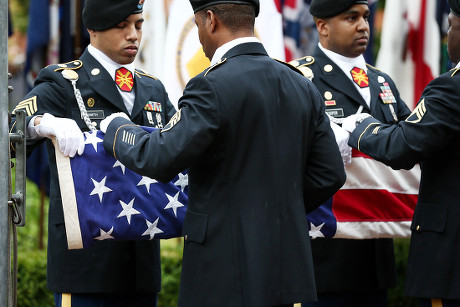 Us Servicemen Pull Down Last Time Editorial Stock Photo - Stock Image ...
