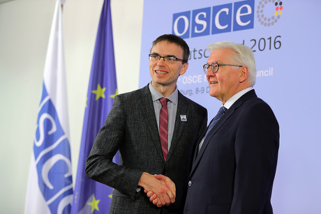 German Foreign Minister Frankwalter Steinmeier R Editorial Stock Photo - Stock Image | Shutterstock