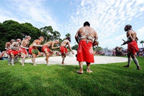 Wogganmagule Morning Ceremony Performed On Australia Editorial Stock ...