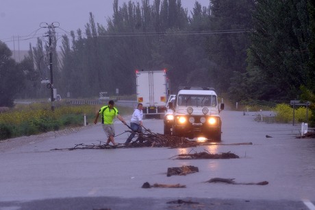 Drivers Remove Debris Flooded Monaro Highway Editorial Stock Photo ...
