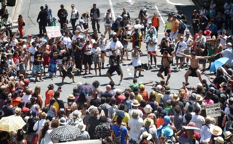 Aboriginal Dancers Perfom During Brisbane Community Editorial Stock ...
