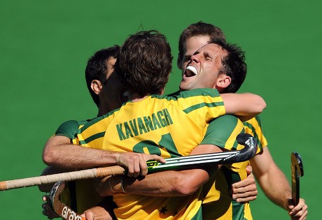 Australias Fergus Kavanagh Congratulated By Teammates Editorial Stock ...