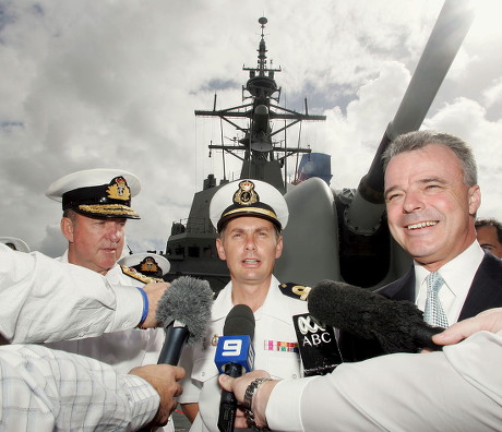 12 Navy captain nelson Stock Pictures, Editorial Images and Stock ...
