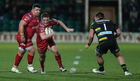 Dafydd Hughes Scarlets Carries Ball Editorial Stock Photo - Stock Image ...