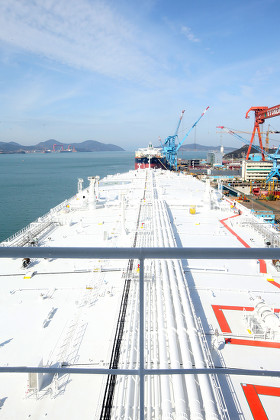 View Deck Amjad Very Large Crude Editorial Stock Photo - Stock Image ...
