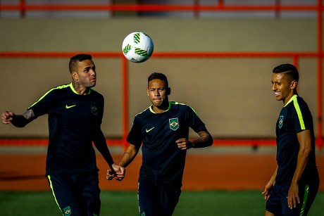 Brazilian Olympic Soccer Team Players Luan Editorial Stock Photo ...