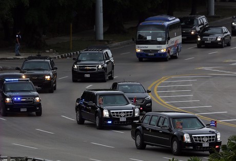 Us President Barack Obamas Motorcade Travels Editorial Stock Photo ...