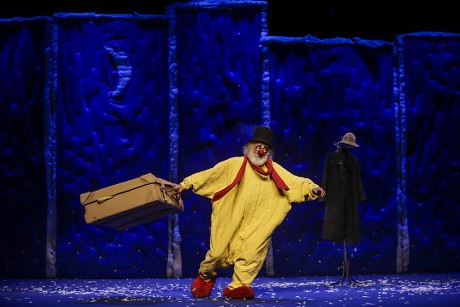 Presentation Show Slavas Snowshow By Clown Editorial Stock Photo ...