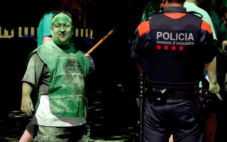 4 Pah activist protests Stock Pictures, Editorial Images and Stock ...