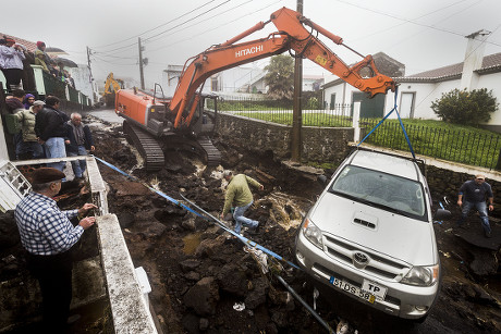 Portugal Bad Weather in Azores - Mar 2013 Stock Pictures, Editorial ...