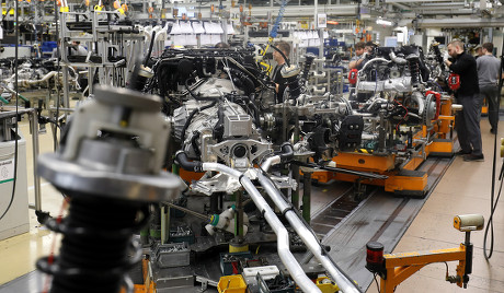 250 Chassis assembly line Stock Pictures, Editorial Images and Stock ...
