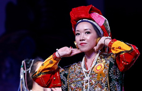 Taang Palaung Ethnic Girl Wearing Traditional Editorial Stock Photo ...