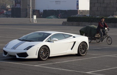 Tricycle Passes New Lamborghini Supercar Parking Editorial Stock Photo ...