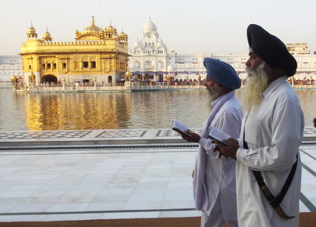 Sikh Devotees Utter Hymns Holy Books Editorial Stock Photo - Stock ...