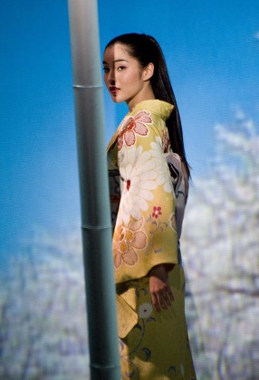 Japanese Fashion Model Presents Latest Kimono Editorial Stock Photo ...