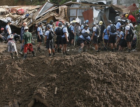 Filipino Policemen Digging On Top Huge Editorial Stock Photo - Stock ...