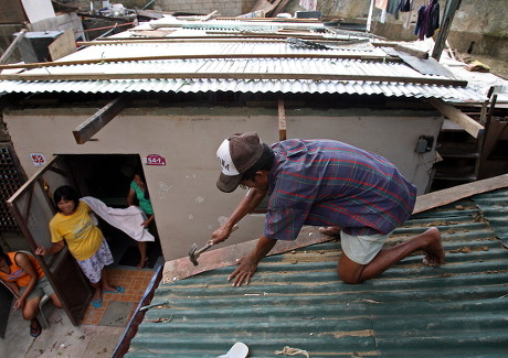 10 Galvanized roof Stock Pictures, Editorial Images and Stock Photos ...