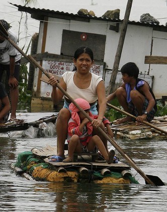 Filipino Mother Her Kid On Makeshift Editorial Stock Photo - Stock ...