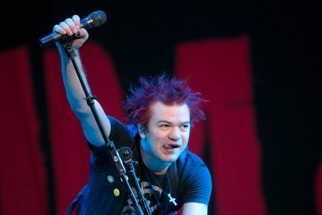 51 Singer of sum 41 Stock Pictures, Editorial Images and Stock Photos ...