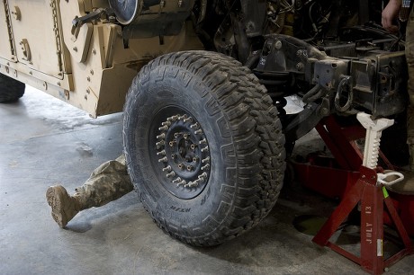 Us Soldier Repairs Armoured Vehicle Base Editorial Stock Photo - Stock ...