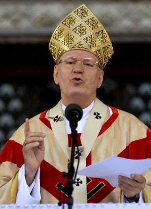 Primate Hungarian Catholic Church Archbishop Esztergombudapest ...
