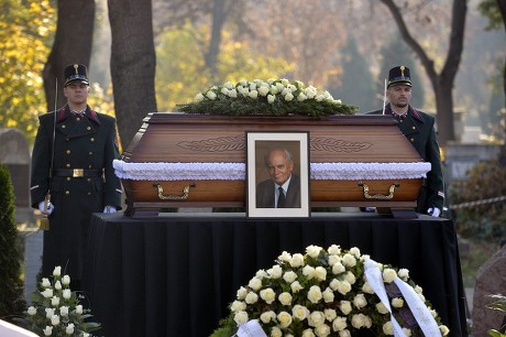 Honor Guards Stand Behind Coffin Former Editorial Stock Photo - Stock ...