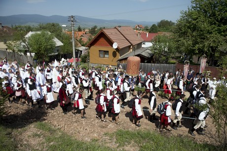 Wearing Folk Costumes Hungarian Pilgrims Carry Editorial Stock Photo ...