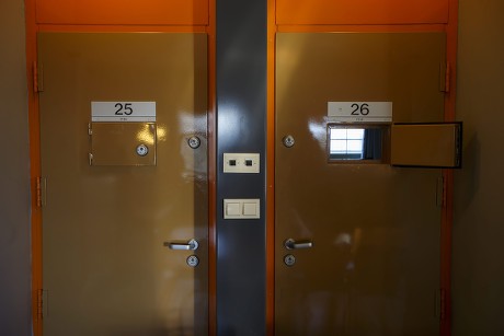 64 Prison cell doors Stock Pictures, Editorial Images and Stock Photos ...
