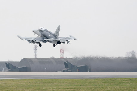 71 Tactical maneuver Stock Pictures, Editorial Images and Stock Photos ...