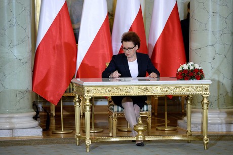 Poland New Ministers in Government - Nov 2015 Stock Pictures, Editorial ...