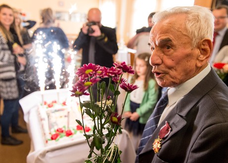 Stanislaw Kowalski R Polands Oldest Athlete Editorial Stock Photo ...