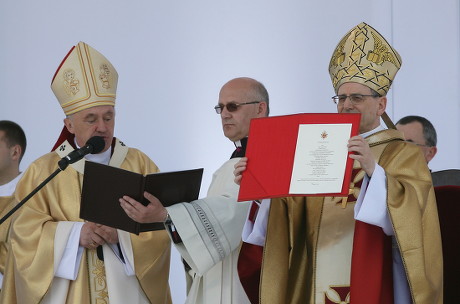 Poland Father Jerzy Popieluszko Beatification - Jun 2010 Stock Pictures ...