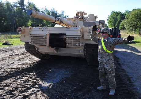 100 Battalion maneuver Stock Pictures, Editorial Images and Stock ...