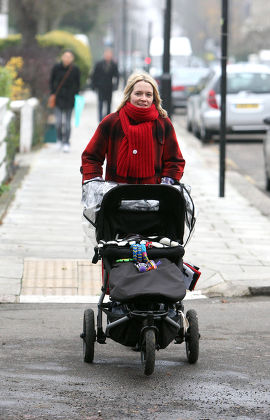 __COUNT__ Edith Bowman and baby out and about, Primrose Hill, London ...