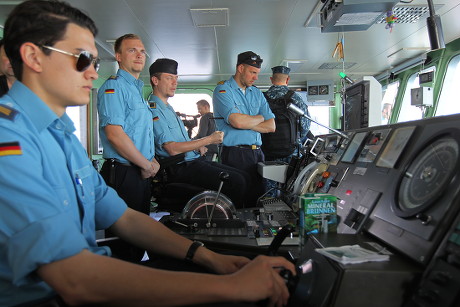 250 German submarine crew Stock Pictures, Editorial Images and Stock ...